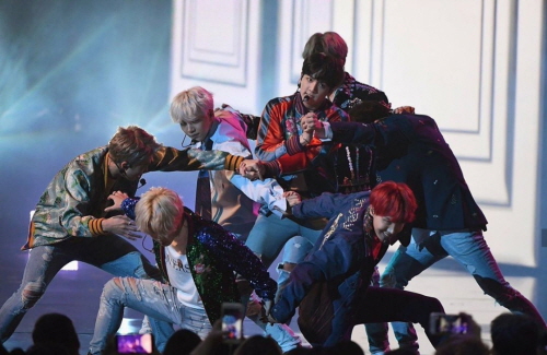 방탄소년단(BTS) 2019 ‘AMA’ 3관왕 달성, RM·진·슈가·제이홉·지민·뷔·정국 글로벌 스타 다시 한번 입증